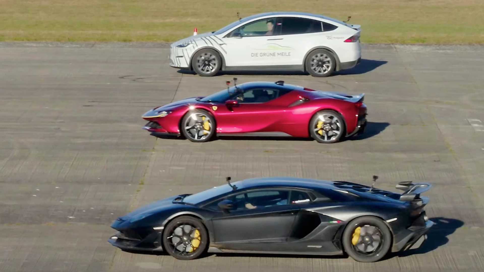Can Tesla Model X Plaid Beat Ferrari SF90, Aventador SVJ In A Drag Race ...